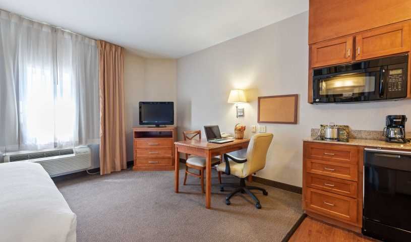 Houston, TX - Houston – IAH Airport Hotel | Extended Stay America