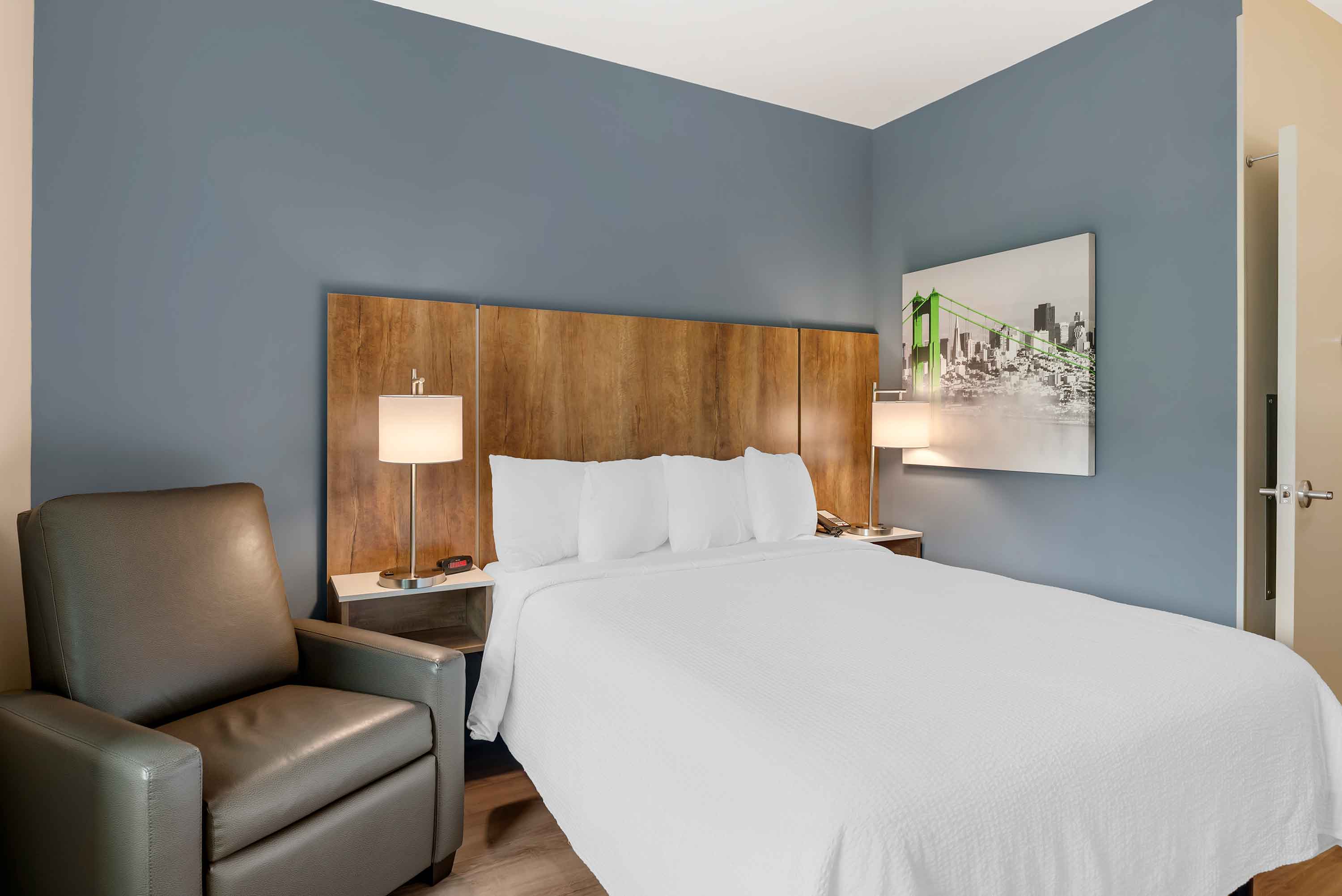 Premier Suites Charlottesville | Extended Stay America