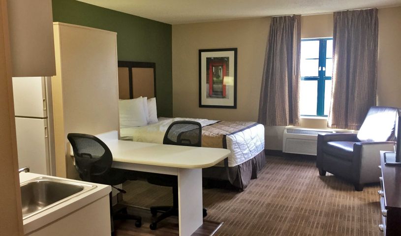 Naperville, IL - Chicago - Naperville - West Hotel | Extended Stay America