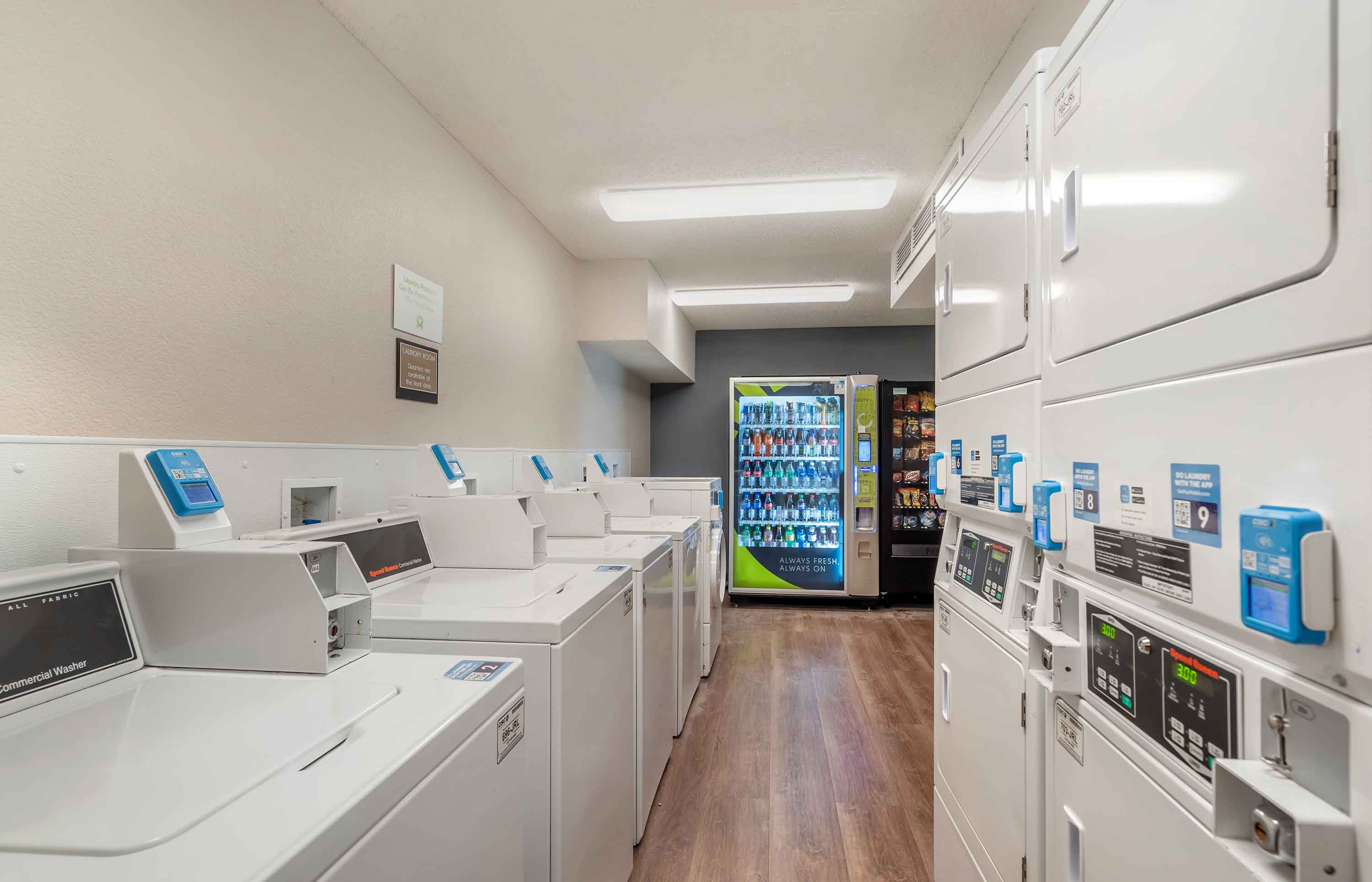 Chicago, IL Extended Stay Hotels | Extended Stay America