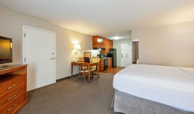 Houston, TX - Houston – IAH Airport Hotel | Extended Stay America