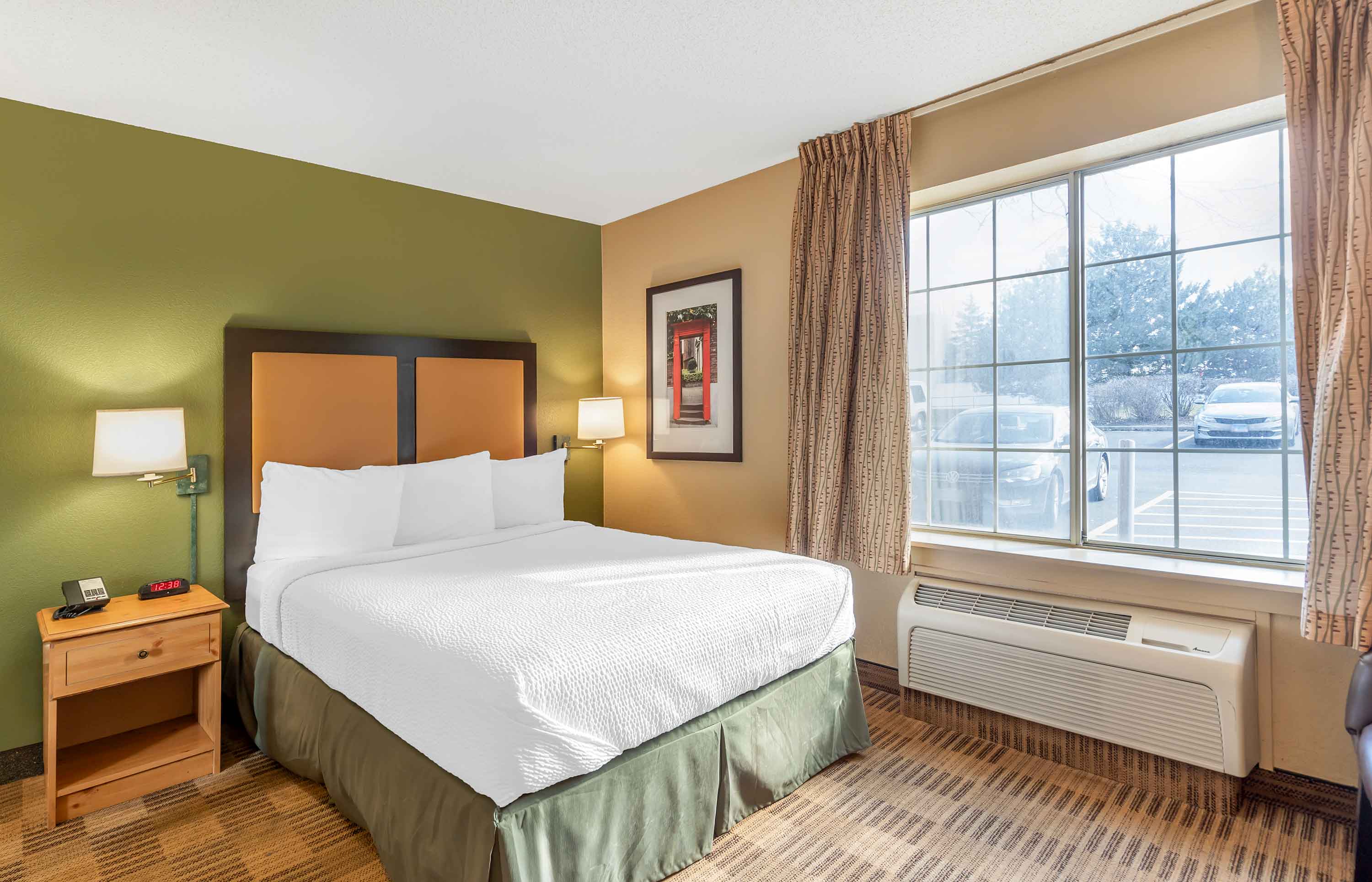 Chicago, IL Extended Stay Hotels | Extended Stay America