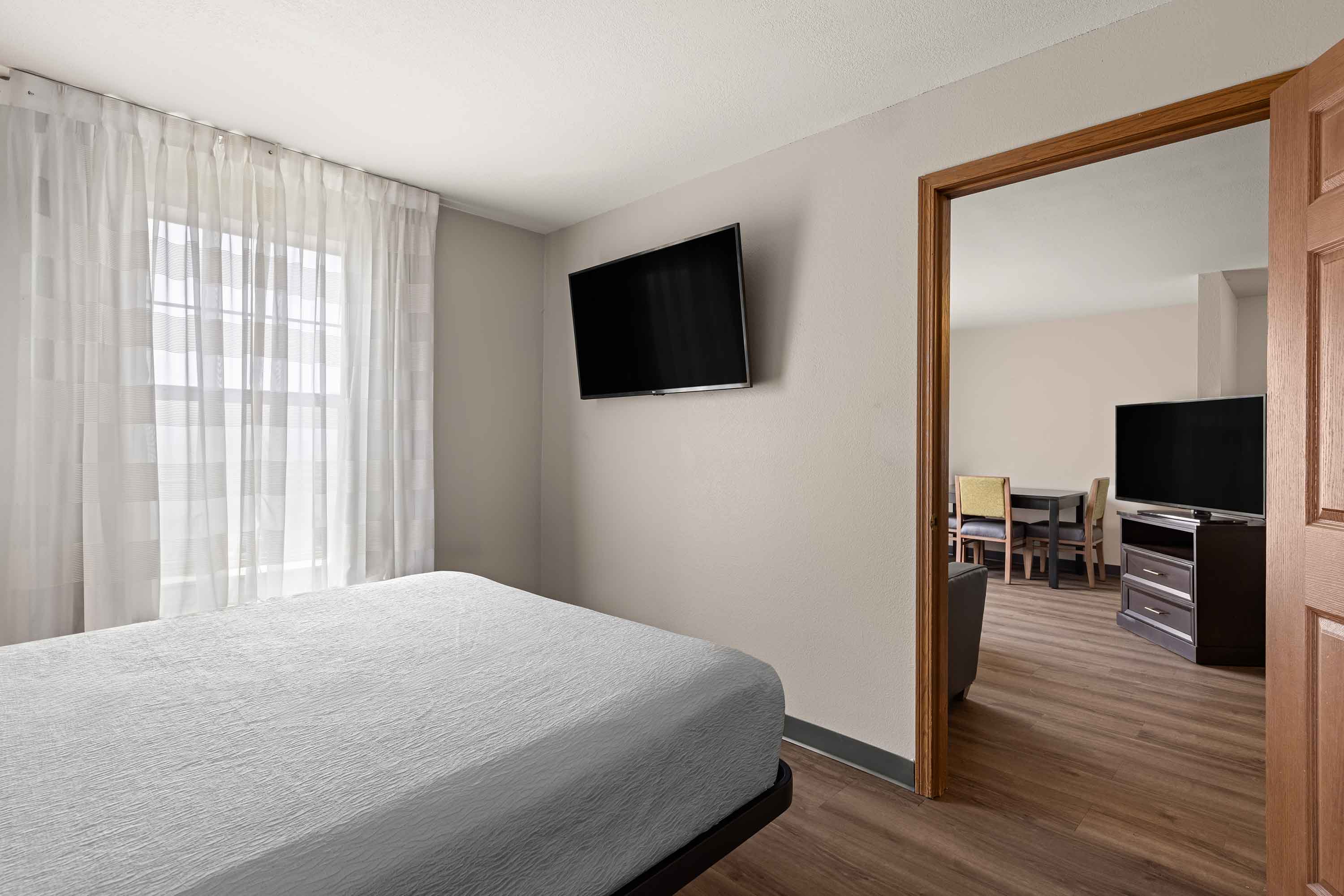 St. Louis, MO - St. Louis - Fenton Hotel | Extended Stay America