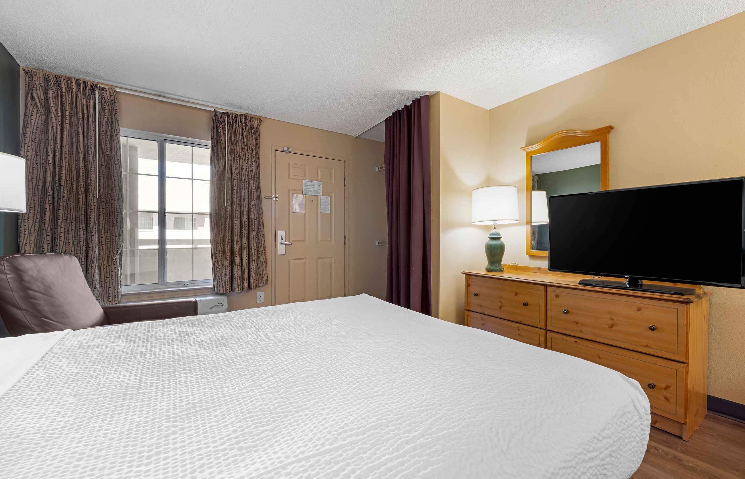 San Diego, CA Extended Stay Hotels | Extended Stay America