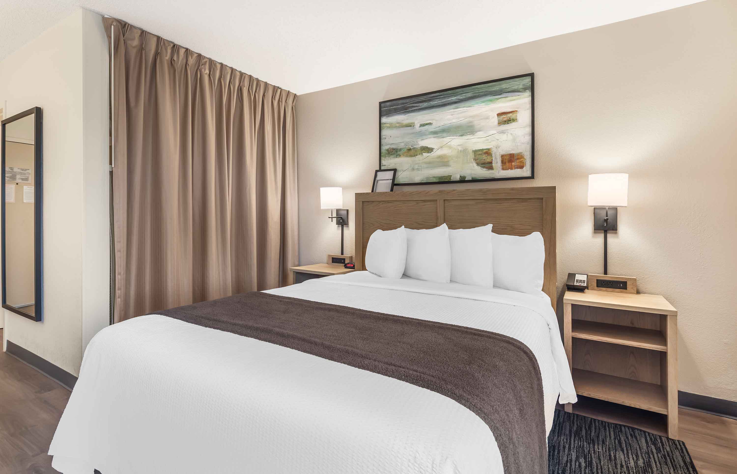 Suites Washington D.C. - Alexandria - Eisenhower Ave. | Extended Stay ...