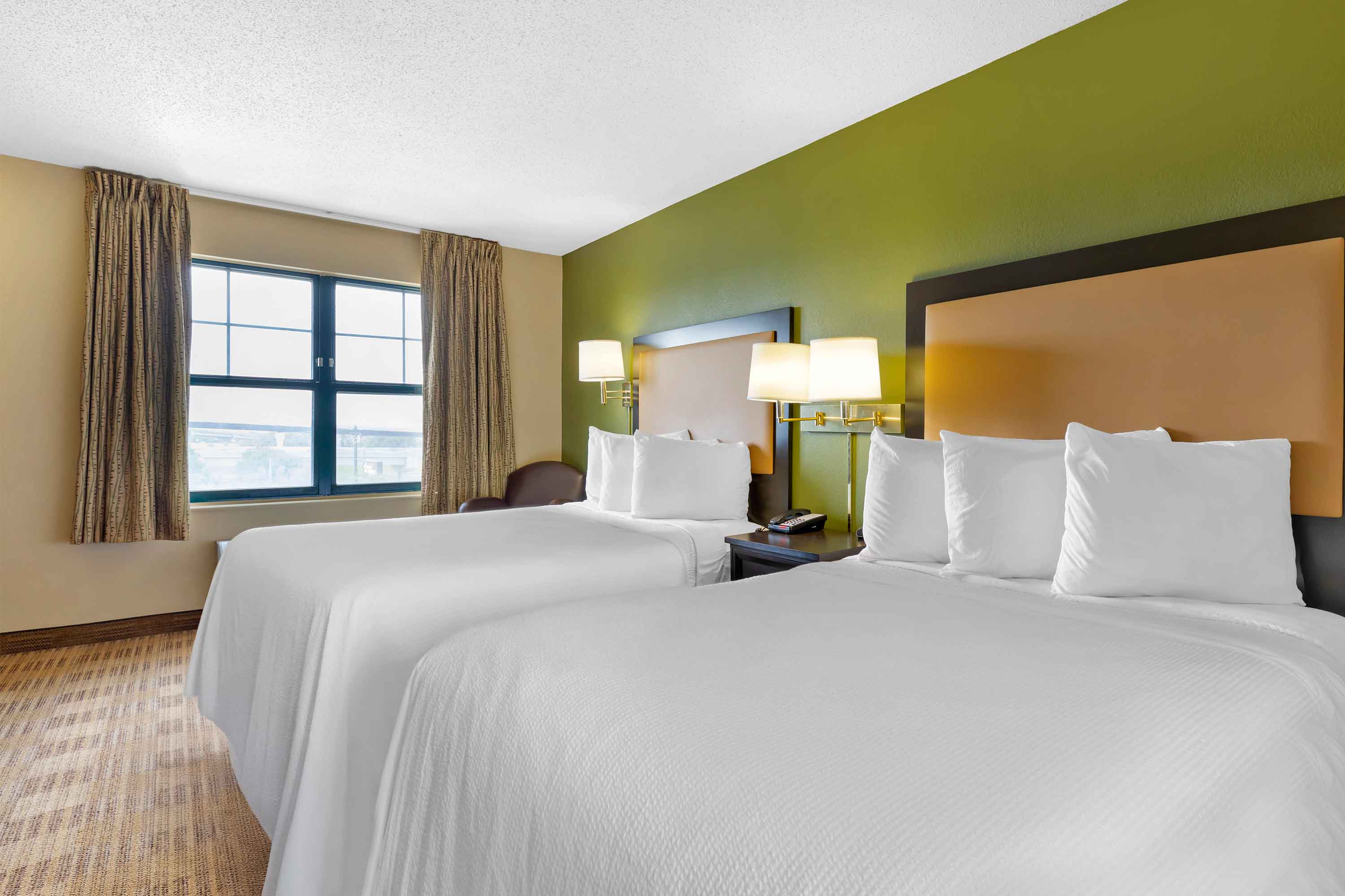 Chicago, IL Extended Stay Hotels | Extended Stay America