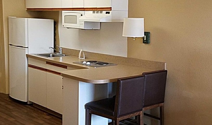 Brookfield, WI - Milwaukee - Brookfield Hotel | Extended Stay America