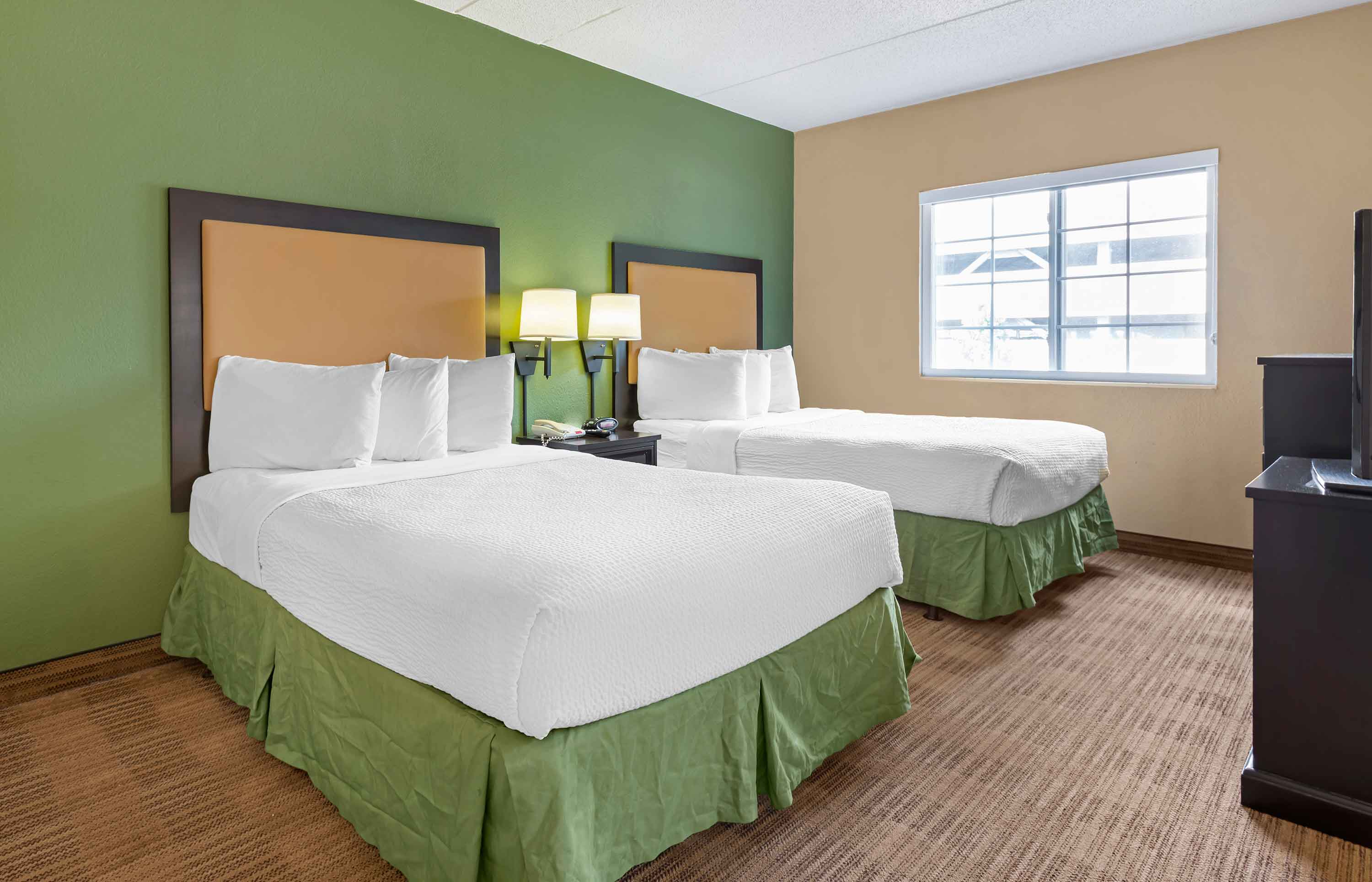 Suites Secaucus - New York City Area | Extended Stay America
