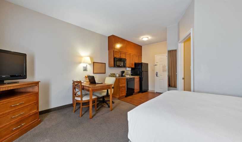 Houston, TX - Houston – IAH Airport Hotel | Extended Stay America