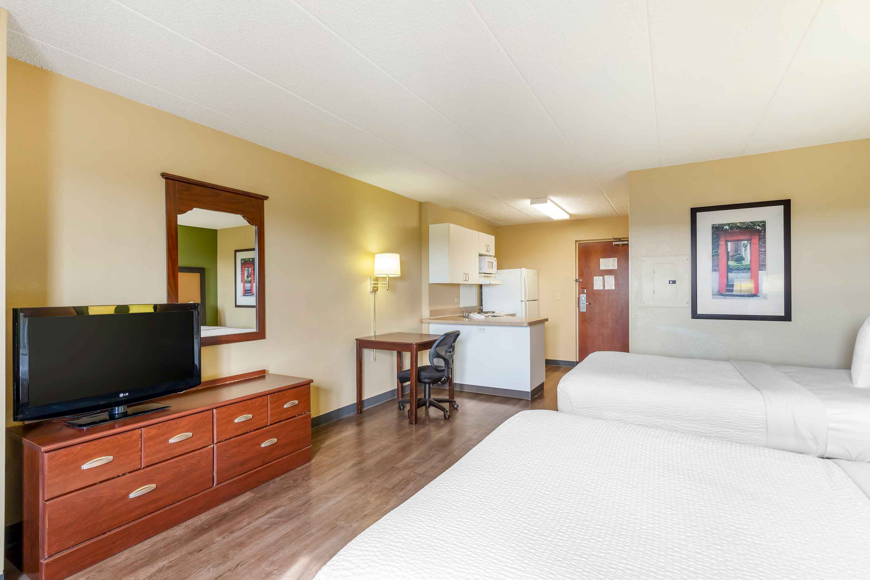 Chicago, IL Extended Stay Hotels | Extended Stay America
