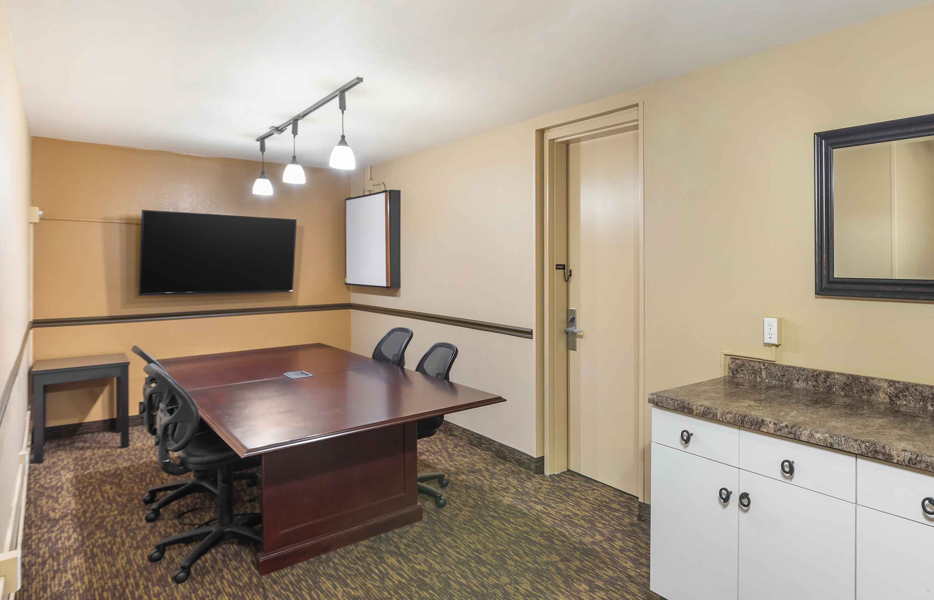 Milwaukee, WI Extended Stay Hotels | Extended Stay America