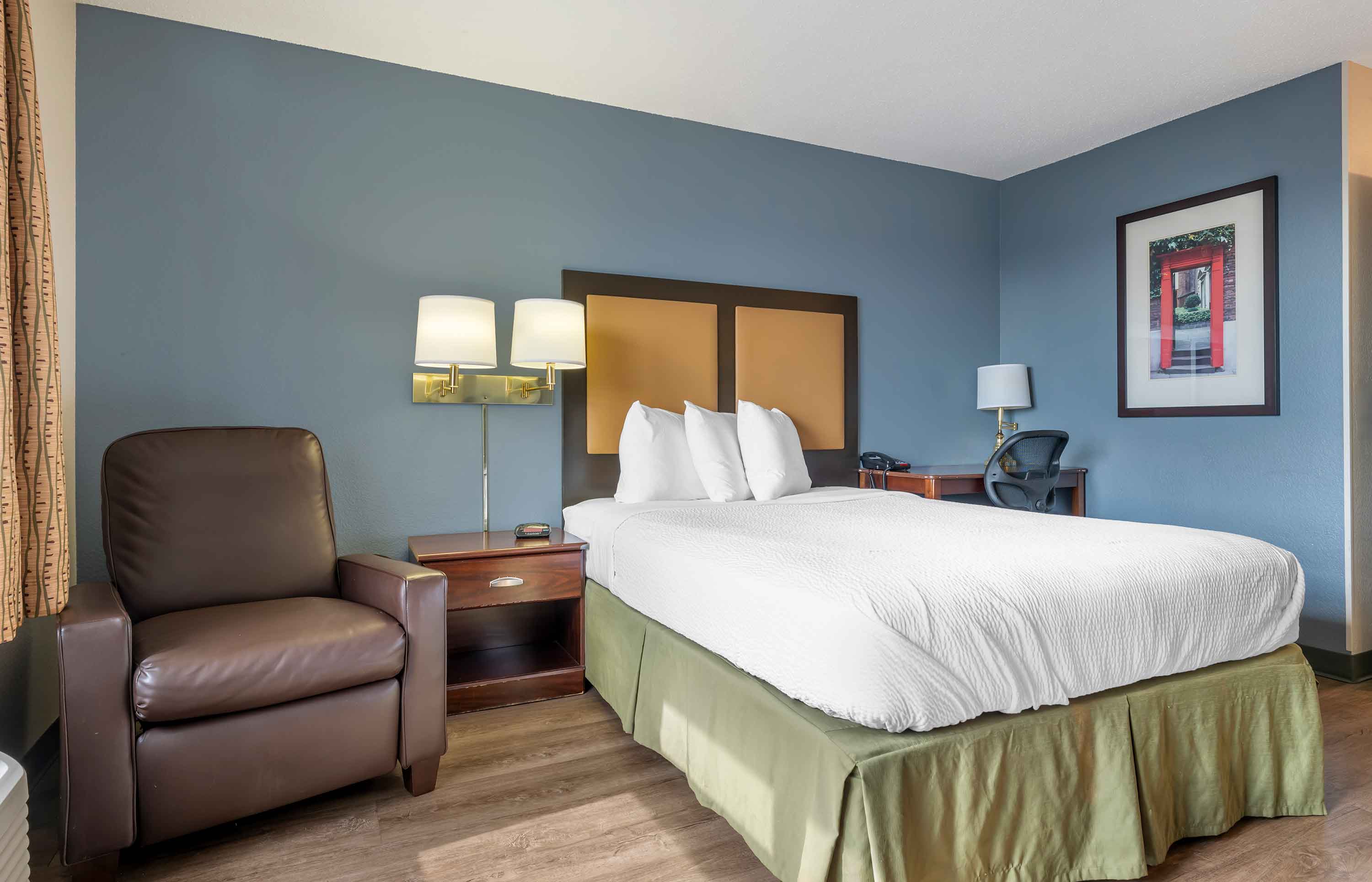 Chicago, IL Extended Stay Hotels | Extended Stay America