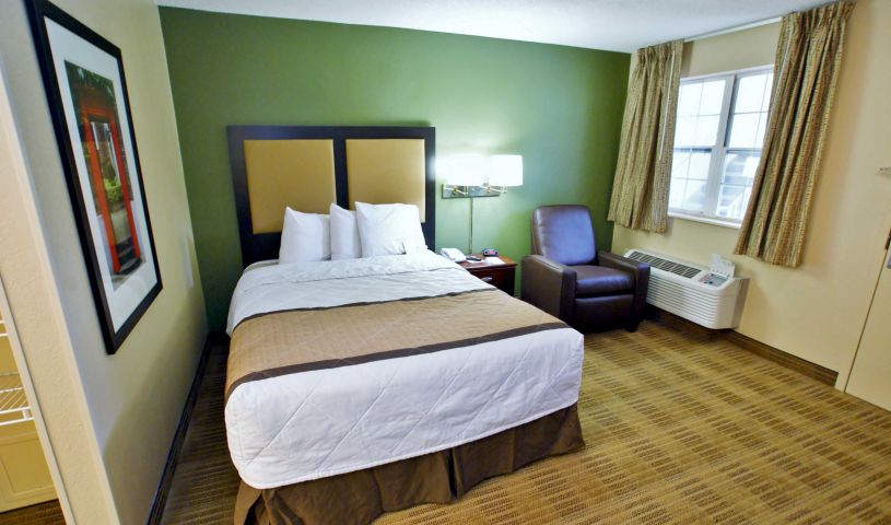 Lexington, KY - Lexington - Nicholasville Road Hotel | Extended Stay ...