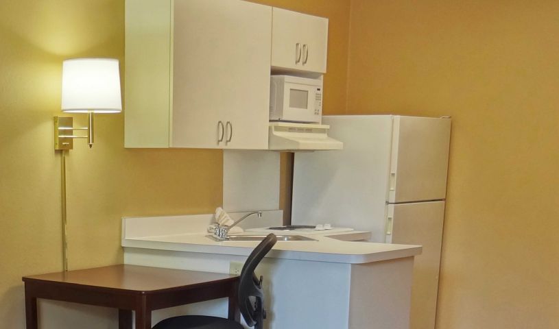 Sacramento, CA - Sacramento - Arden Way Hotel | Extended Stay America