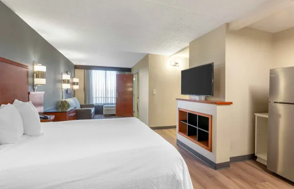 Premier Suites Cleveland - Independence | Extended Stay America