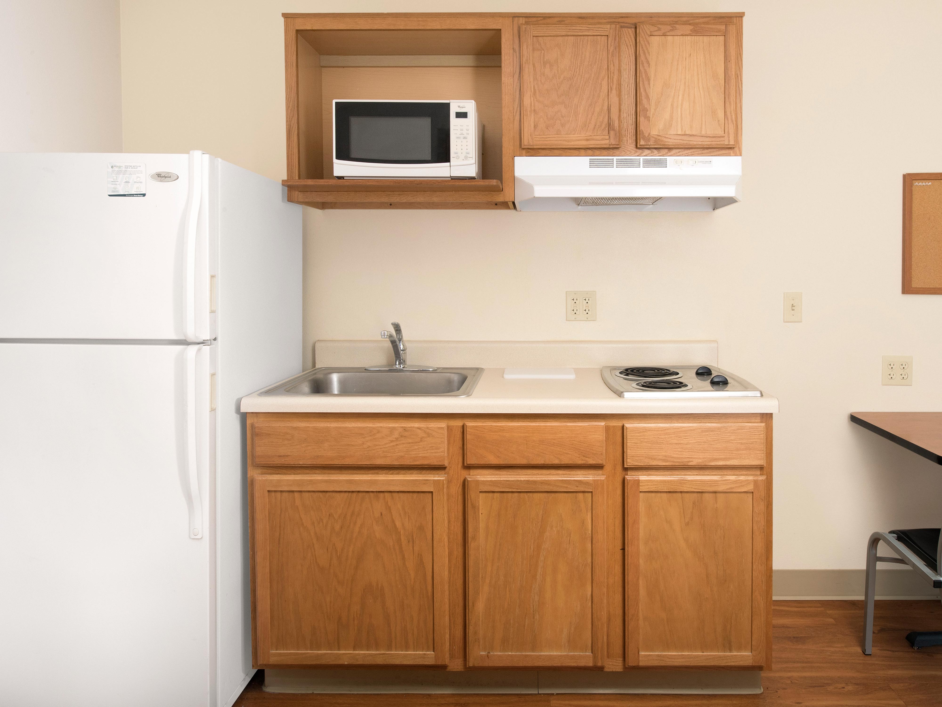 Springfield, MO - Select Suites Springfield - South - Battlefield Hotel ...